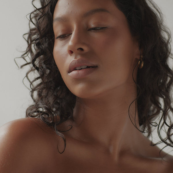 Epiblading + Healite II™ LED – Skin Divinity Cosmetic Clinic